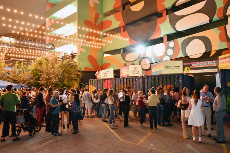 Microteatro de Miami celebró cinco años de existencia – El Teatro